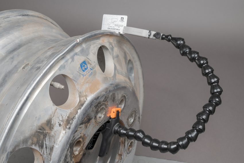 Measuring & Photographing Flange Wear on Aluminum Truck Wheels ...